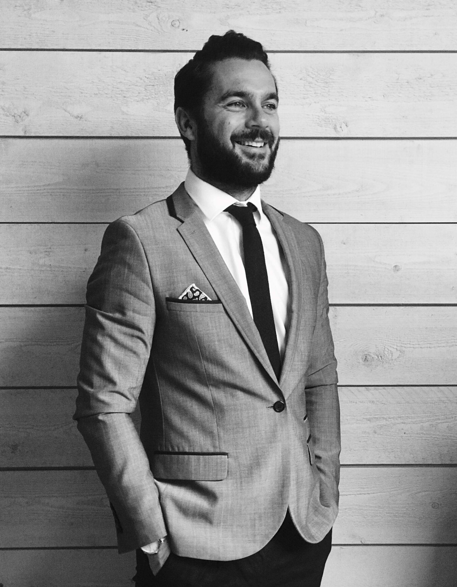 Biography - Walter Ruggiero Limited